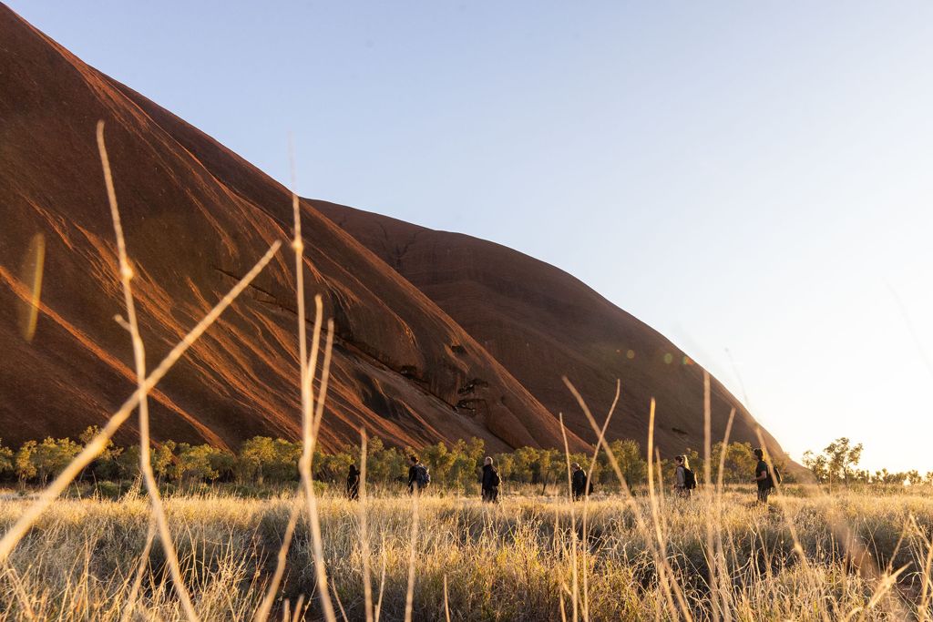 Uluṟu-Kata Tjuṯa Signature Walk | A five-day guided desert journey